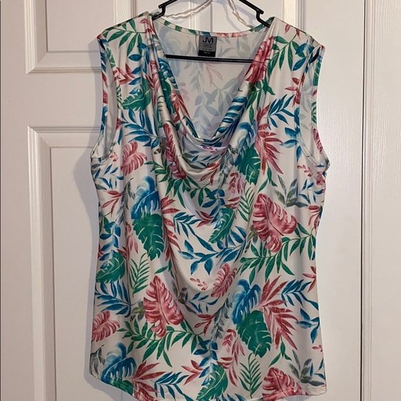 jonathan martin | Tops | Floral Print Top | Poshmark